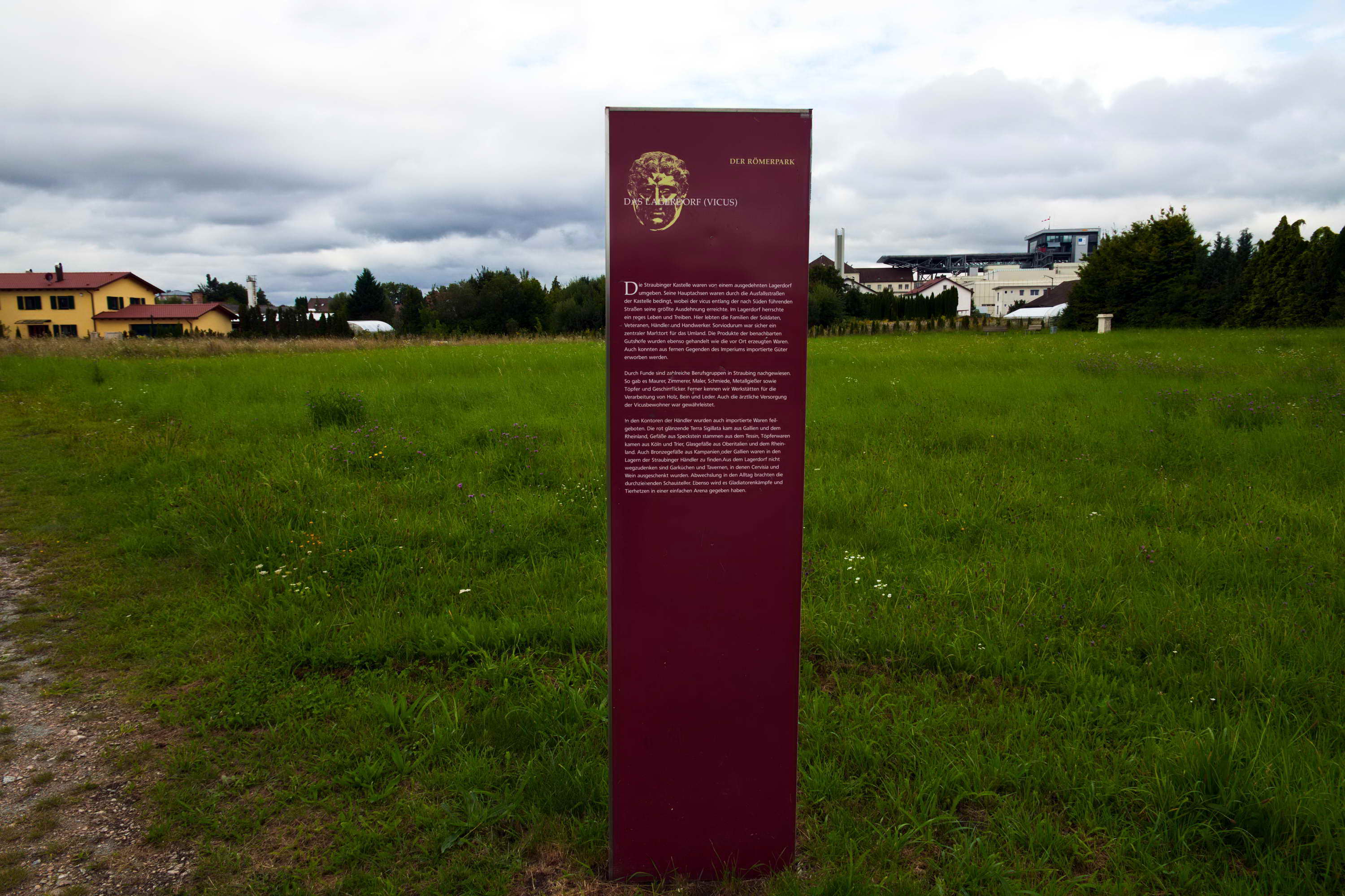 Römerpark Straubing mit Teilen des Kastells