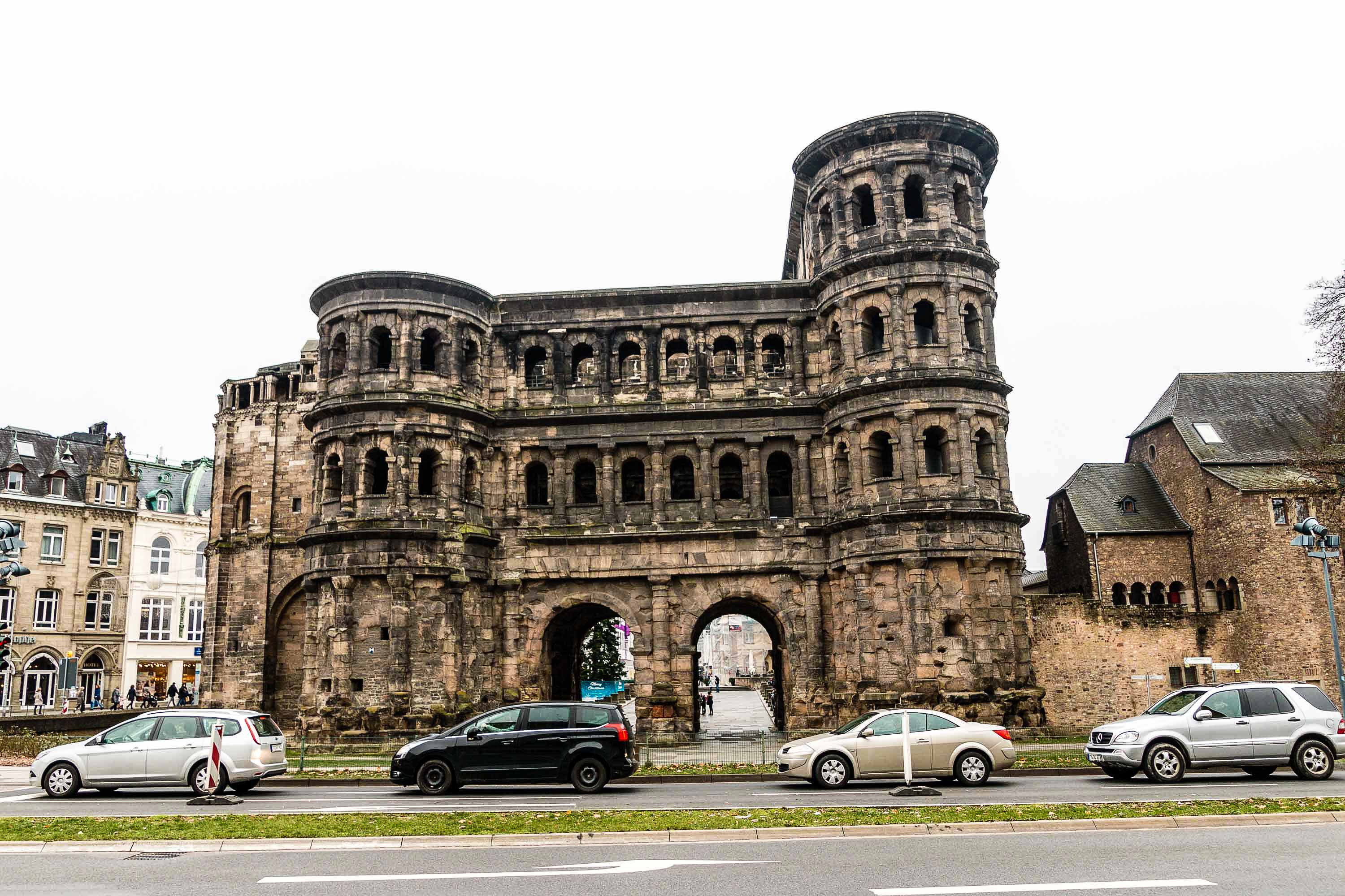 Porta Nigra - berühmtes römisches Stadttor